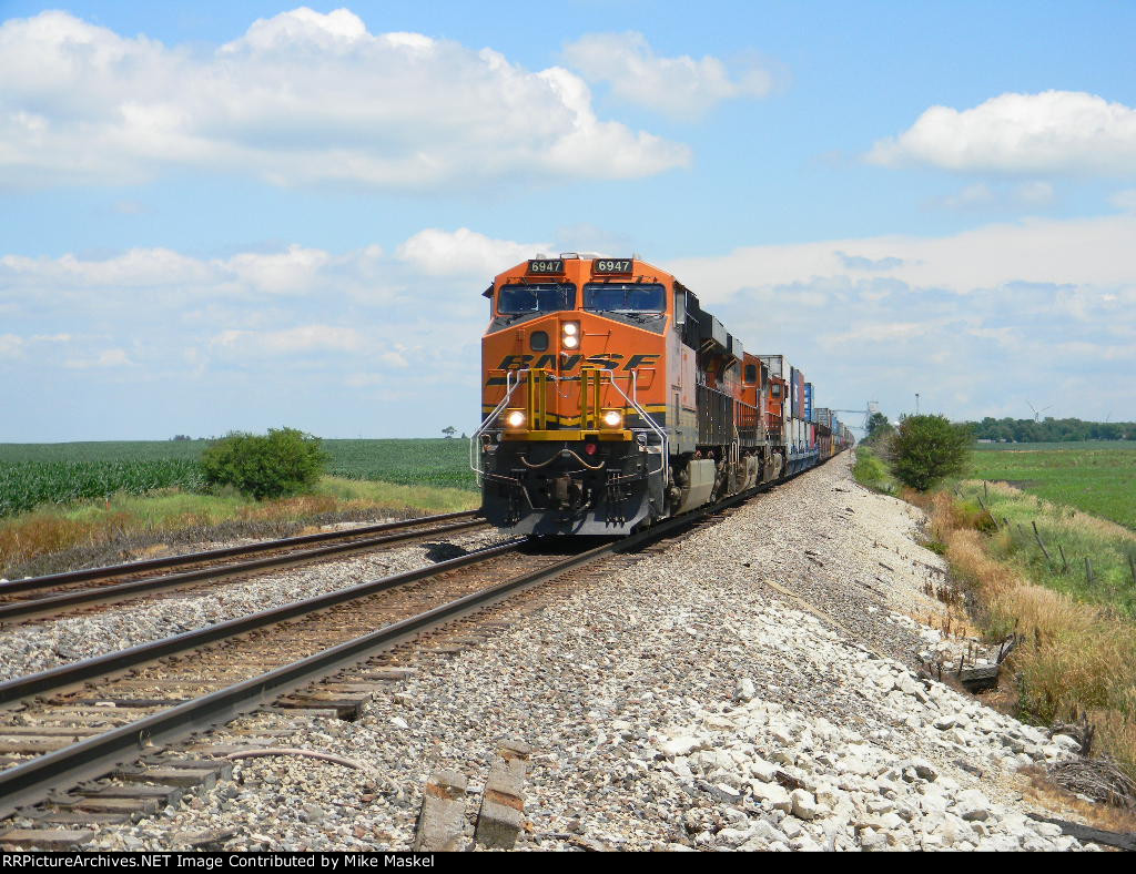 BNSF 6947